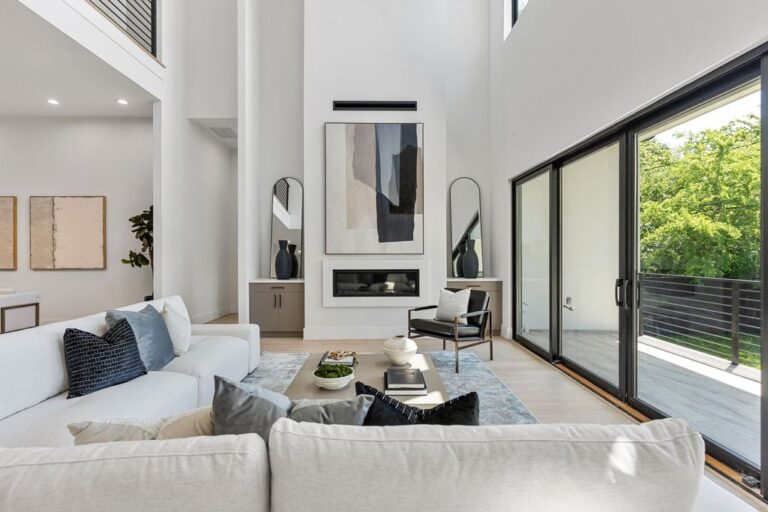 About Us – Elevated Custom Homes – Dream It – Build It – Love It